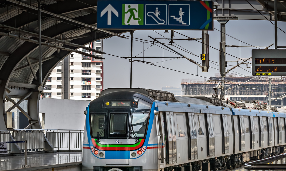 అంతగా ఉపయోగపడని రాయదుర్గం మెట్రో స్టేషన్ | The not-so-used Raidurg ...