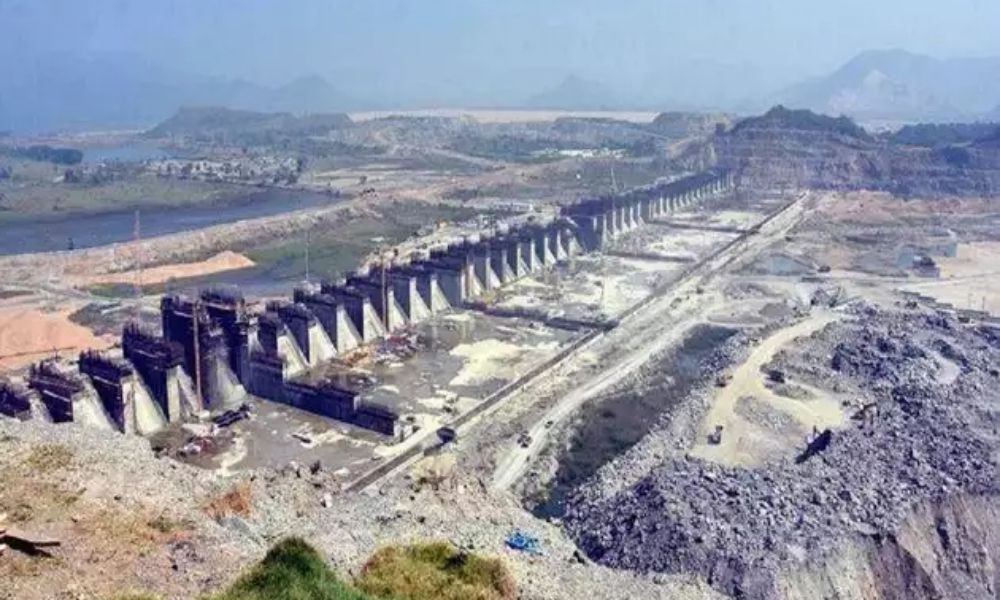 పోలవరంపై కేంద్రం కీలక నిర్ణయం | polavaram project deadline up to 2021
