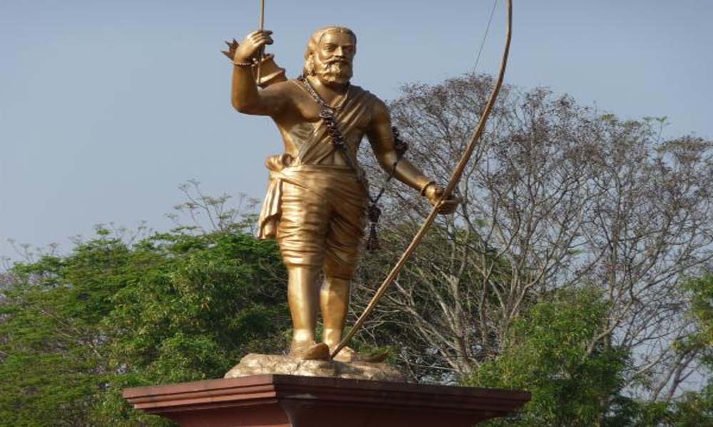Alluri Sita Rama Raju : బ్రిటిషర్ల గుండెల్లోకి దూసుకుపోయిన విప్లవ బాణం ...