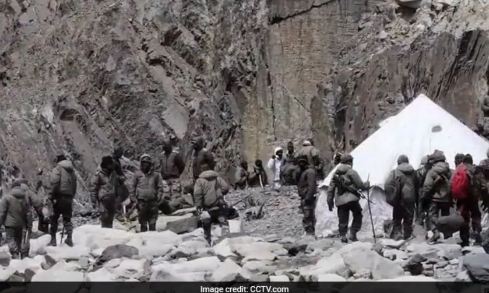 China Troops Stepped Back From Galvan Valley: తోక ముడిచిన చైనా బలగాలు ...