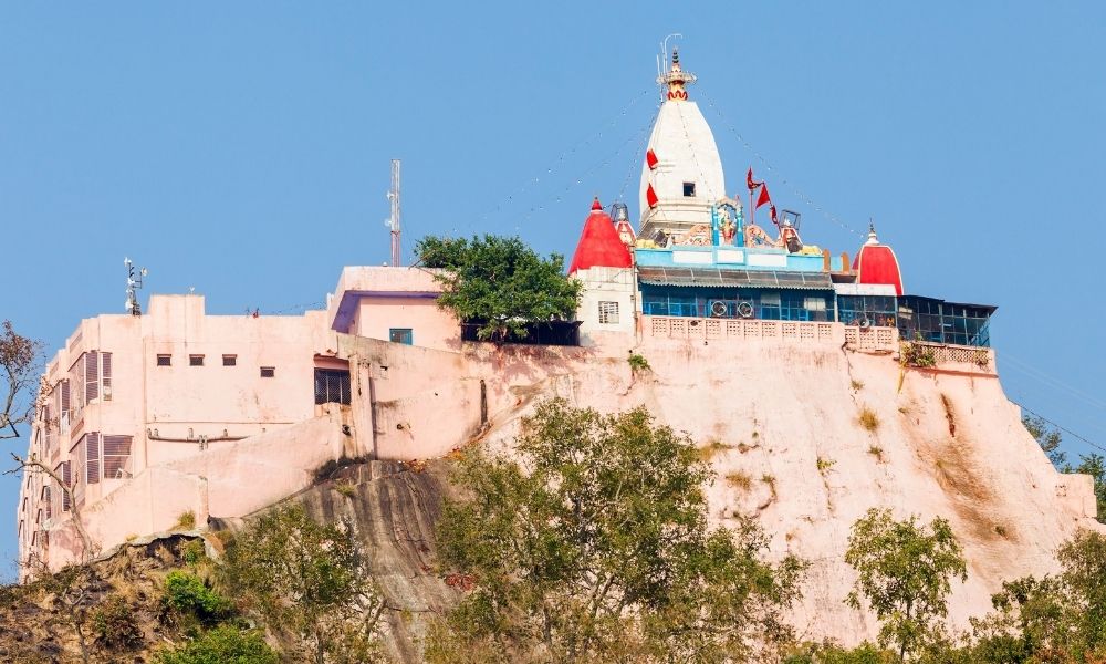 ఎత్తైన పర్వతం మీద దర్శనం ఇస్తున్న మానస దేవి | History of Manasa devi ...