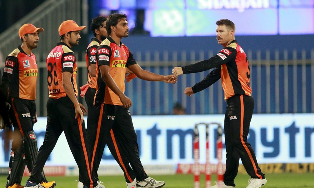 హైదరాబాద్ లక్ష్యం 150 పరుగులు.. | IPL 2020 SRH vs MI highlights Mumbai ...