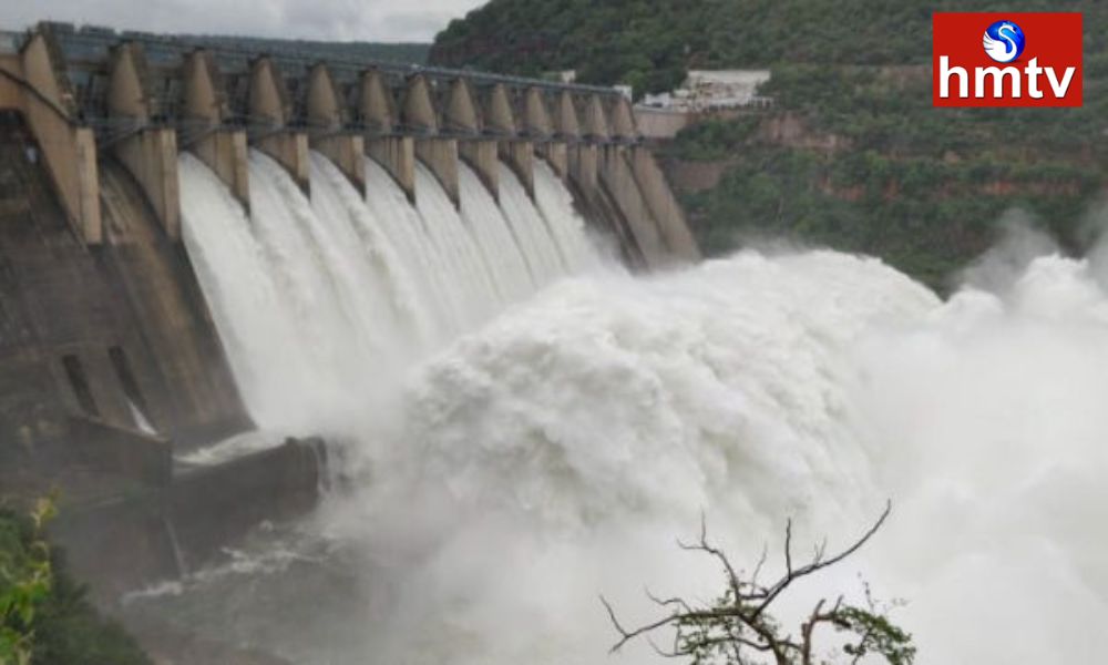 నాగార్జునసాగర్ ప్రాజెక్టుకు కొనసాగుతున్న వరద | 20 Gates Of Nagarjuna ...