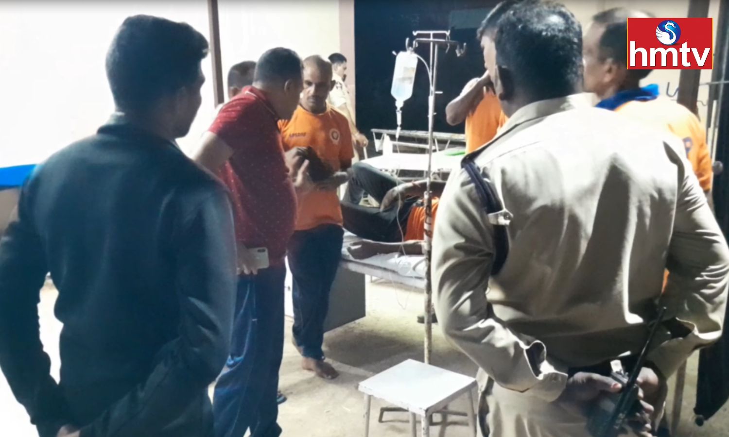 నిన్న కడపలో సీఎం పర్యటన బందోబస్తుకు వెళ్లిన AP SDRF సిబ్బందికి ఫుడ్ ...