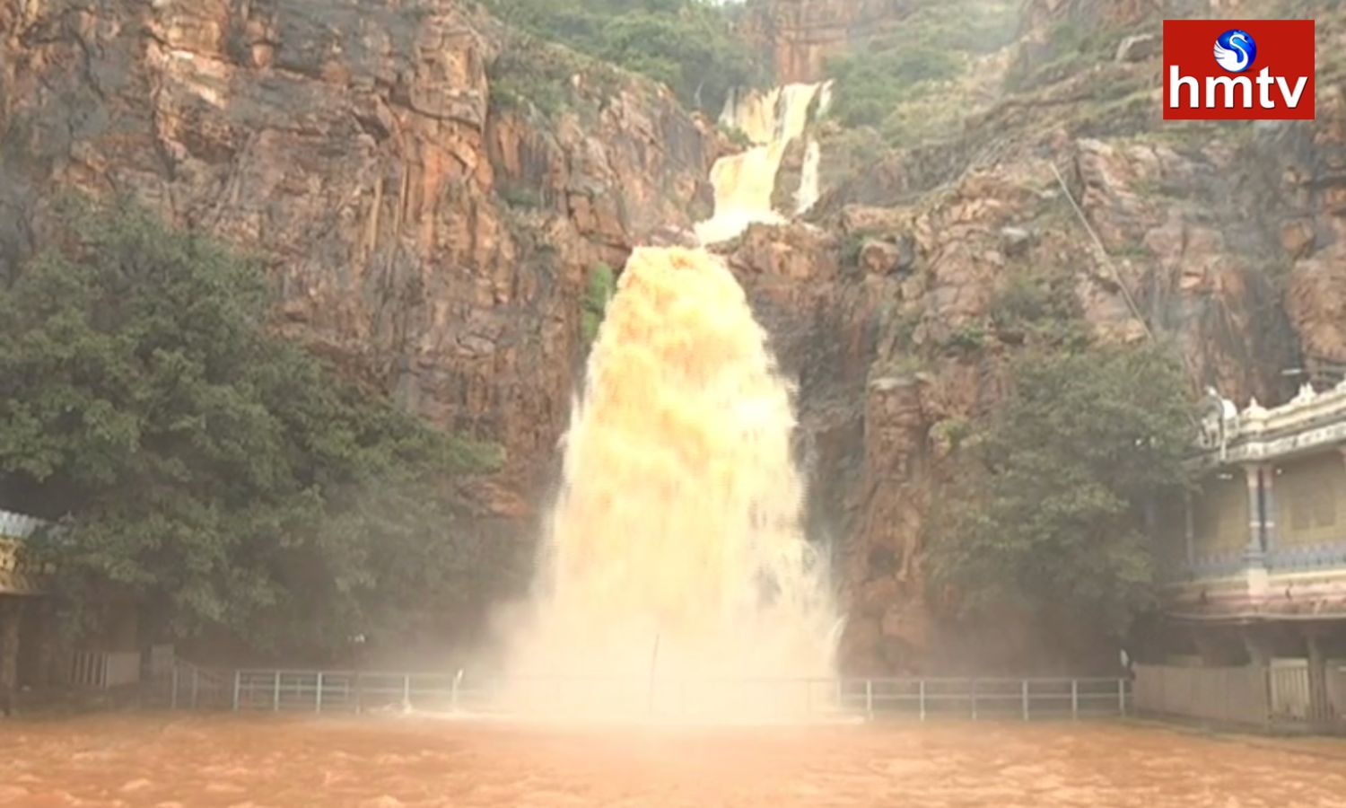 Tirumala: కపిలతీర్థంలో కట్టిపడేస్తున్న జలపాతాల అందాలు.. పొటెత్తిన ...