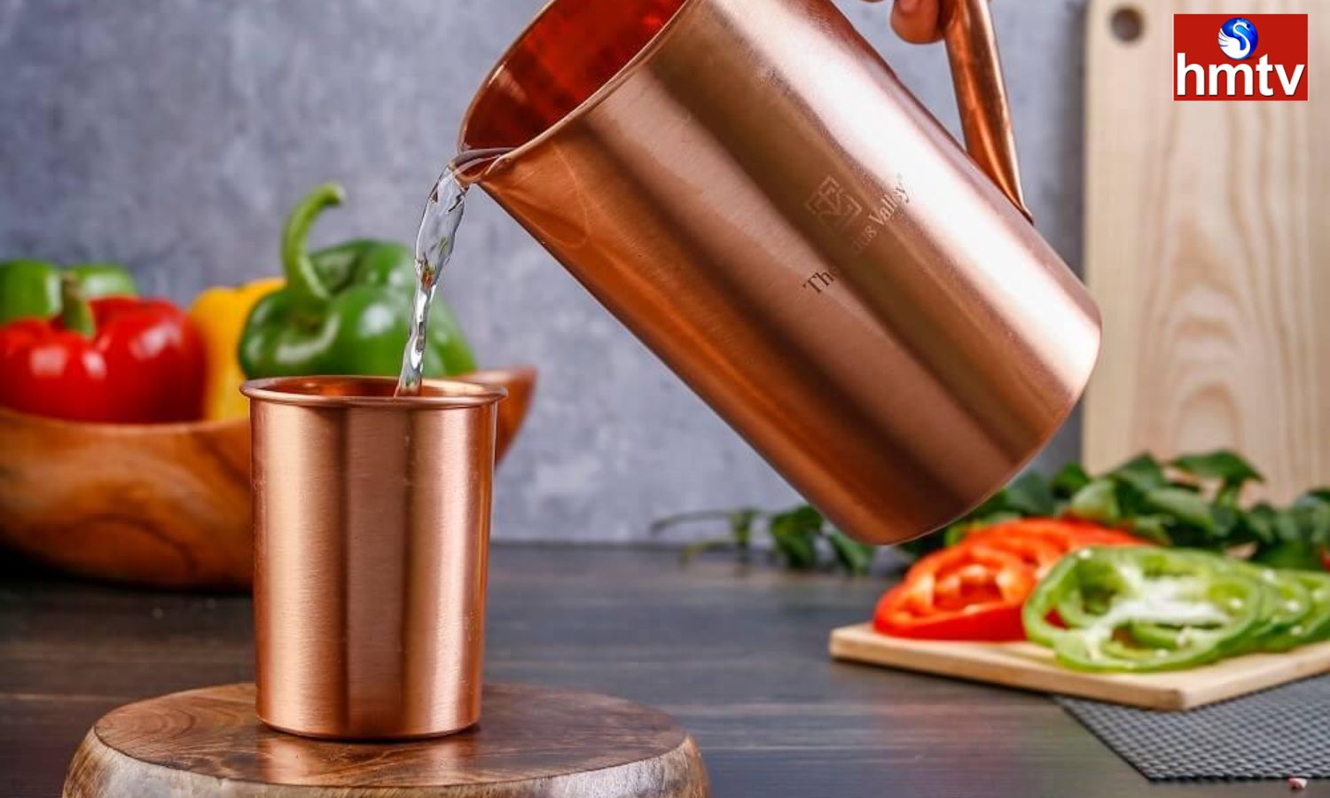 Copper Vessel Water: రాగిపాత్రలో నీరు తాగుతున్నారా.. ప్రయోజనాలతో పాటు ఇది గమనించండి ...