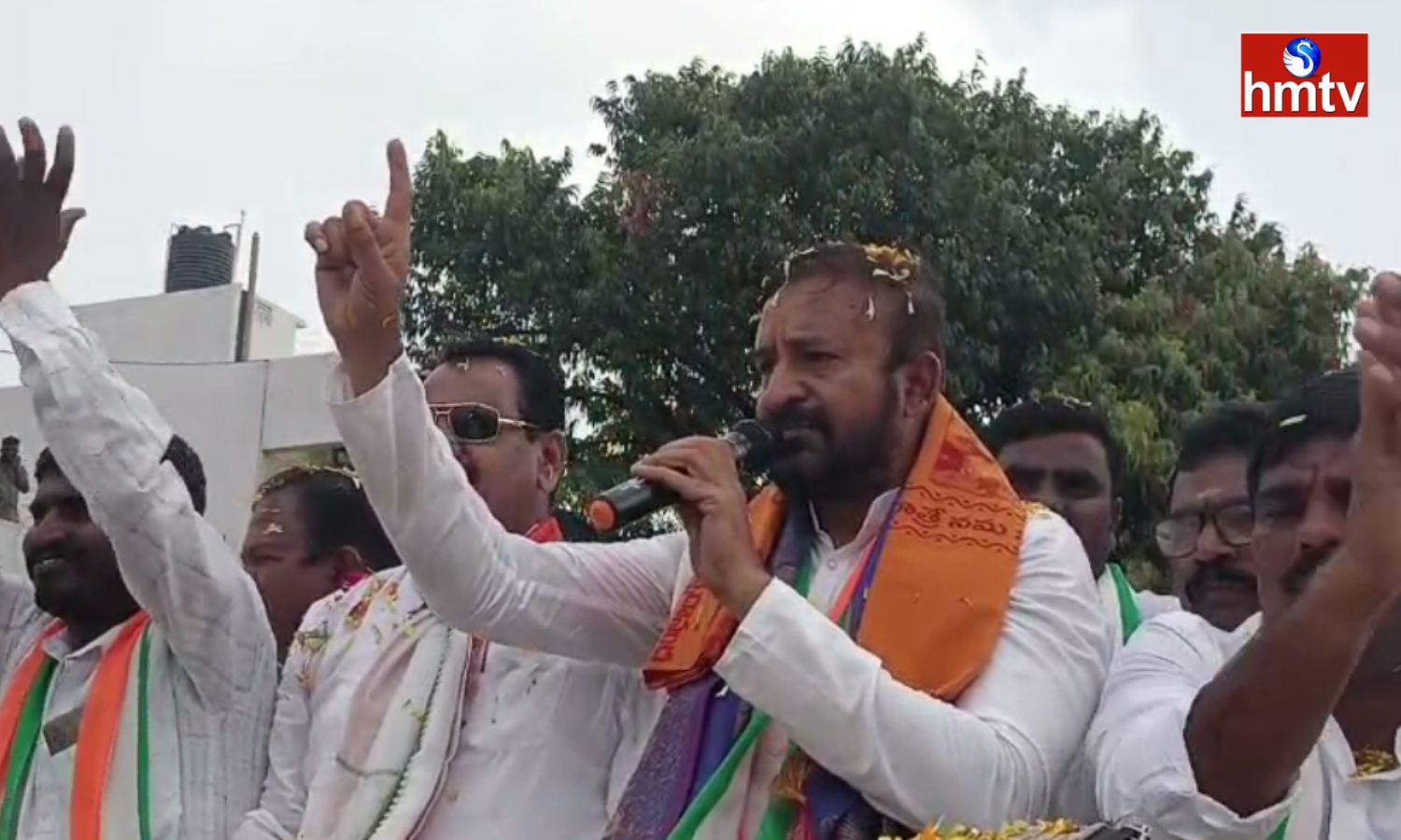 Madan Mohan Rao: న్యాయం జరగాలంటే కాంగ్రెస్‌కు ఓటేసి గెలుపించాలి | Madan ...